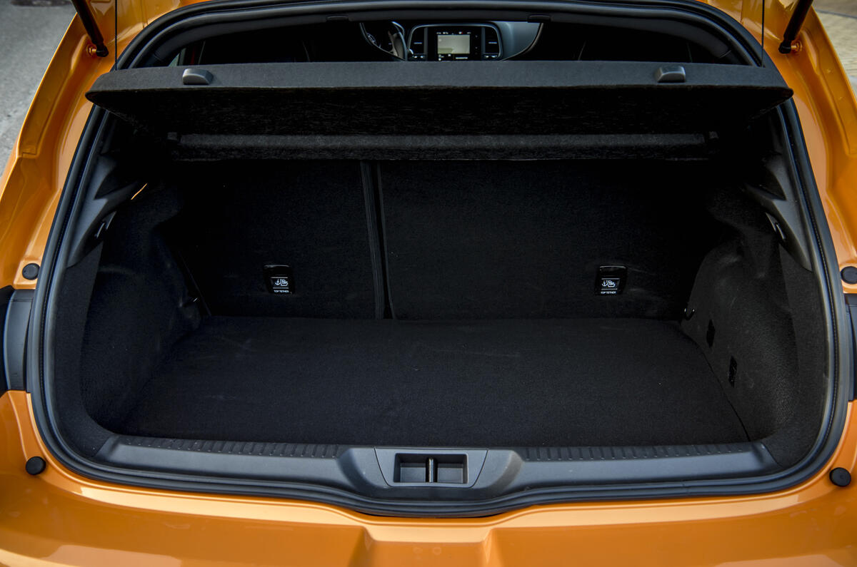 Renault Mégane R.S. 280 Review (2019) | Autocar