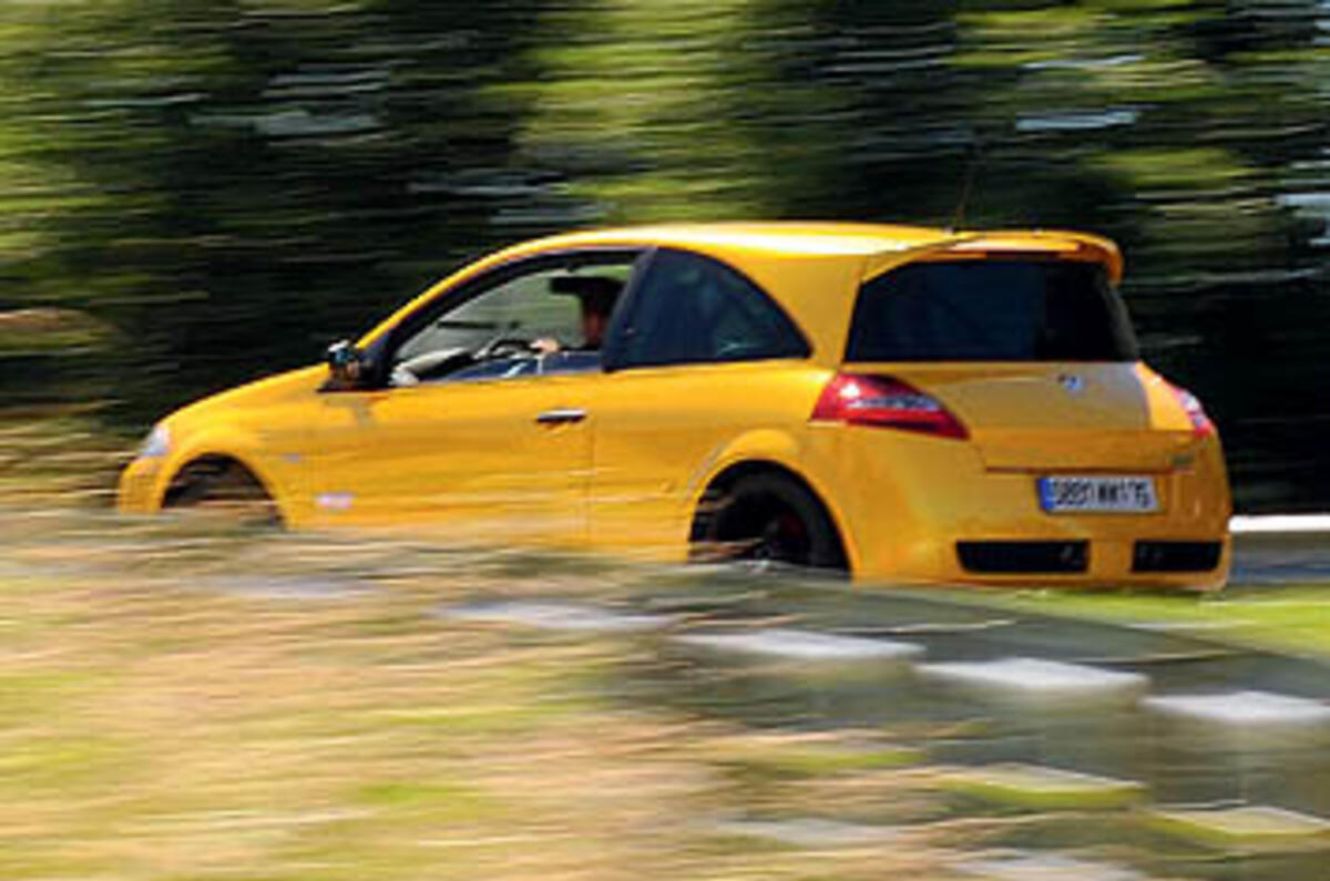 Renault Mégane R26R review | Autocar