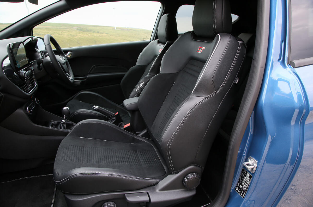 Ford Fiesta ST Review 2025, Price & Specs | Autocar