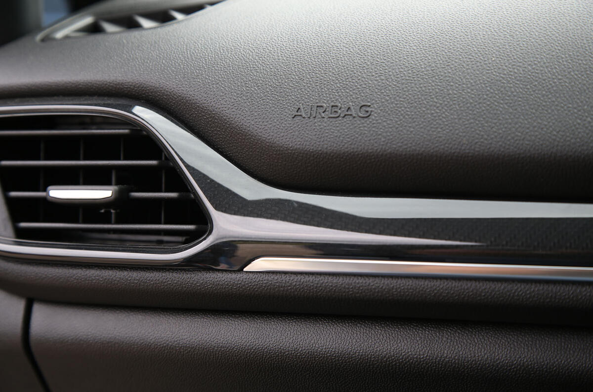 Ford Fiesta ST Review 2025, Price & Specs | Autocar