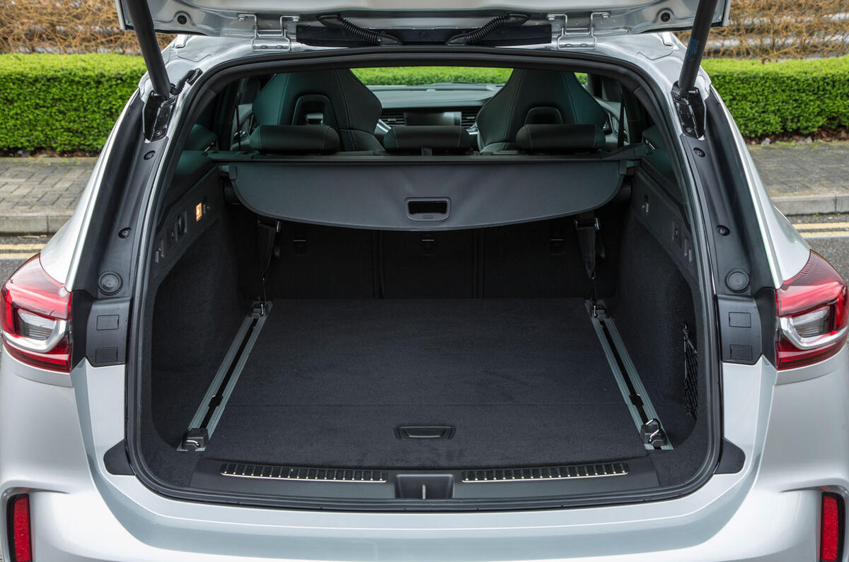 Used Vauxhall Insignia Sports Tourer 2017-2019 review | Autocar