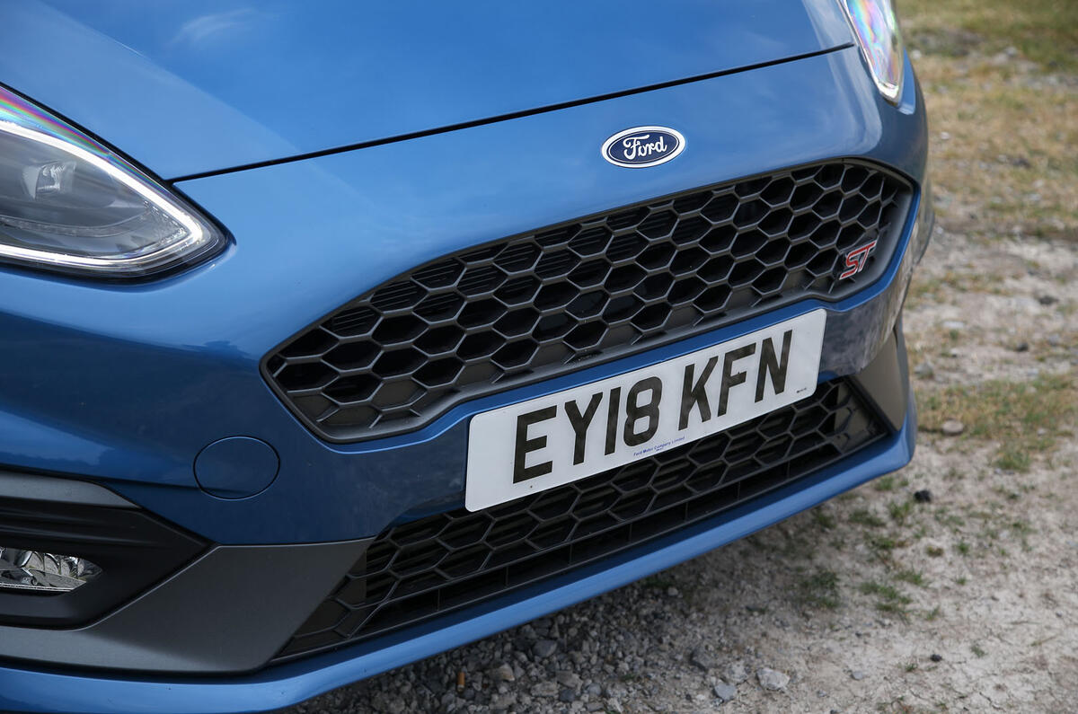 Ford Fiesta ST Review 2025, Price & Specs | Autocar