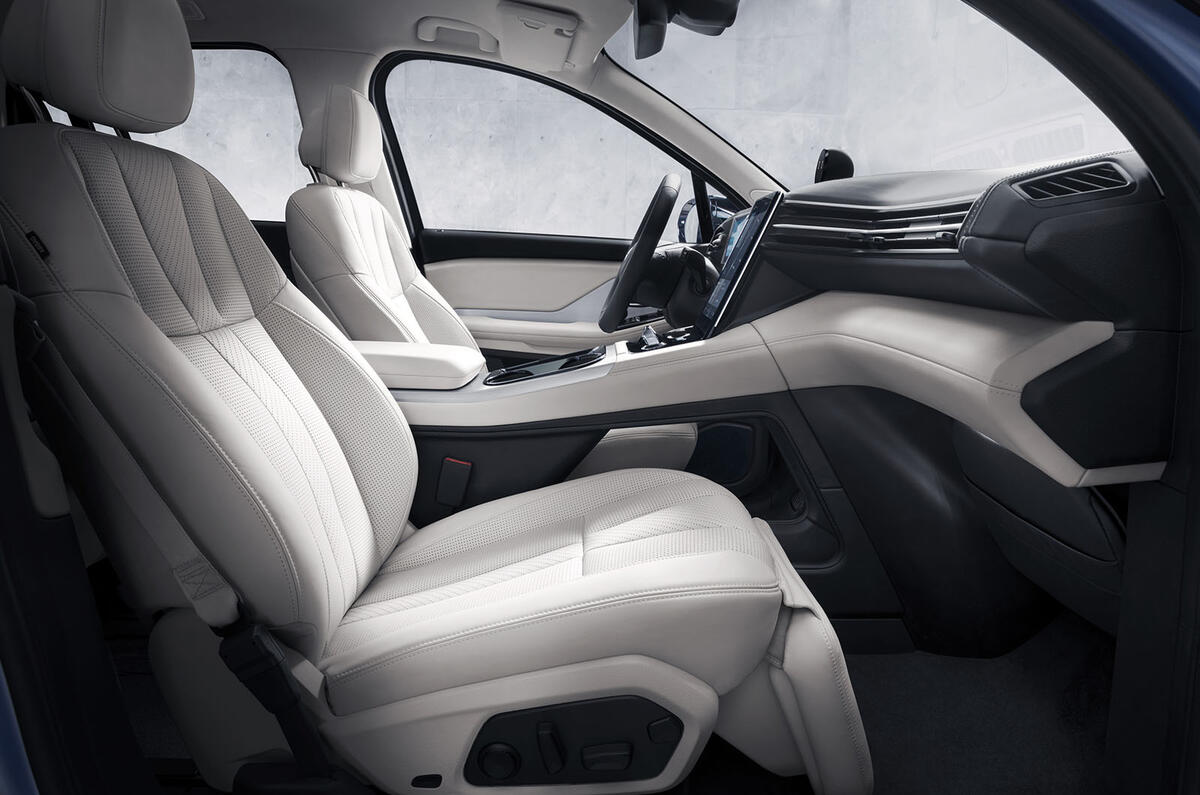 Nio ES8 Review 2025, Price & Specs | Autocar