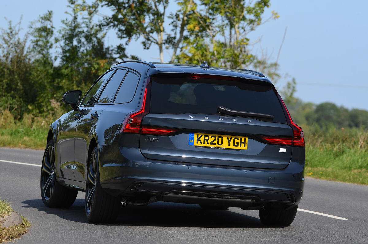 Volvo V90 Review 2025, Price & Specs | Autocar