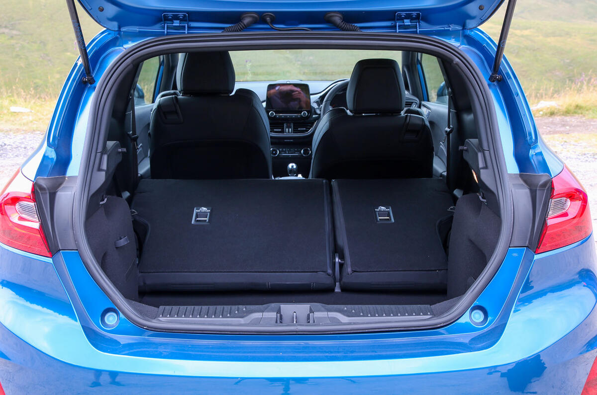 Ford Fiesta ST Review 2025, Price & Specs | Autocar