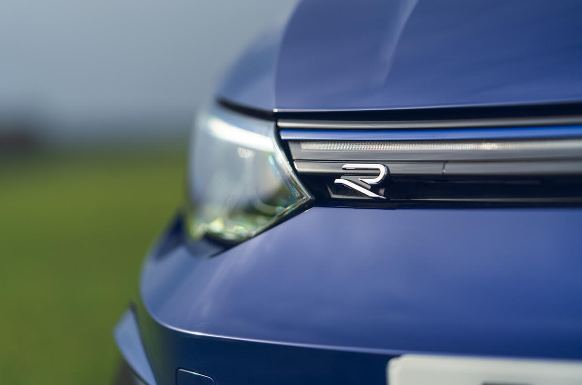 Volkswagen Golf R Review 2024, Price & Specs | Autocar