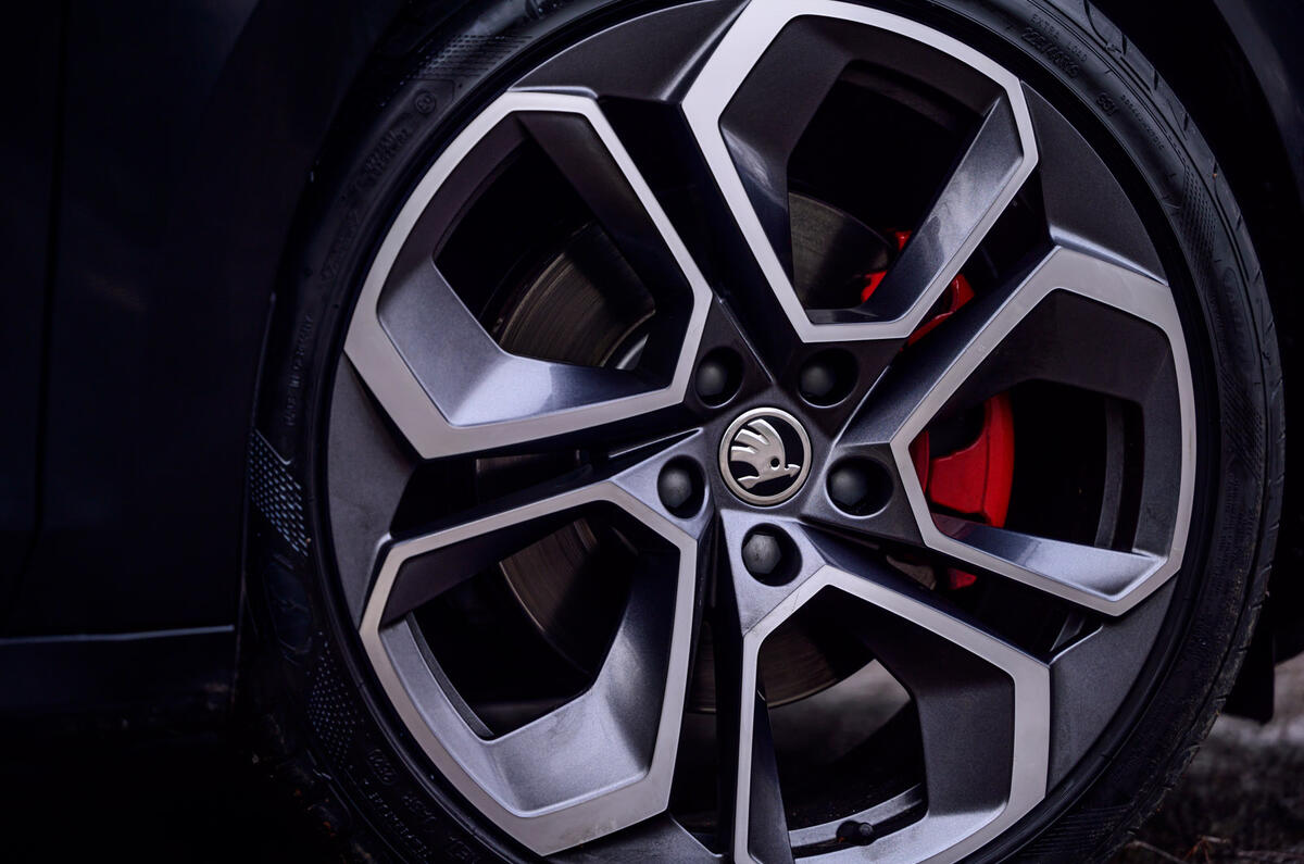 Skoda Octavia vRS Review 2024, Price & Specs | Autocar