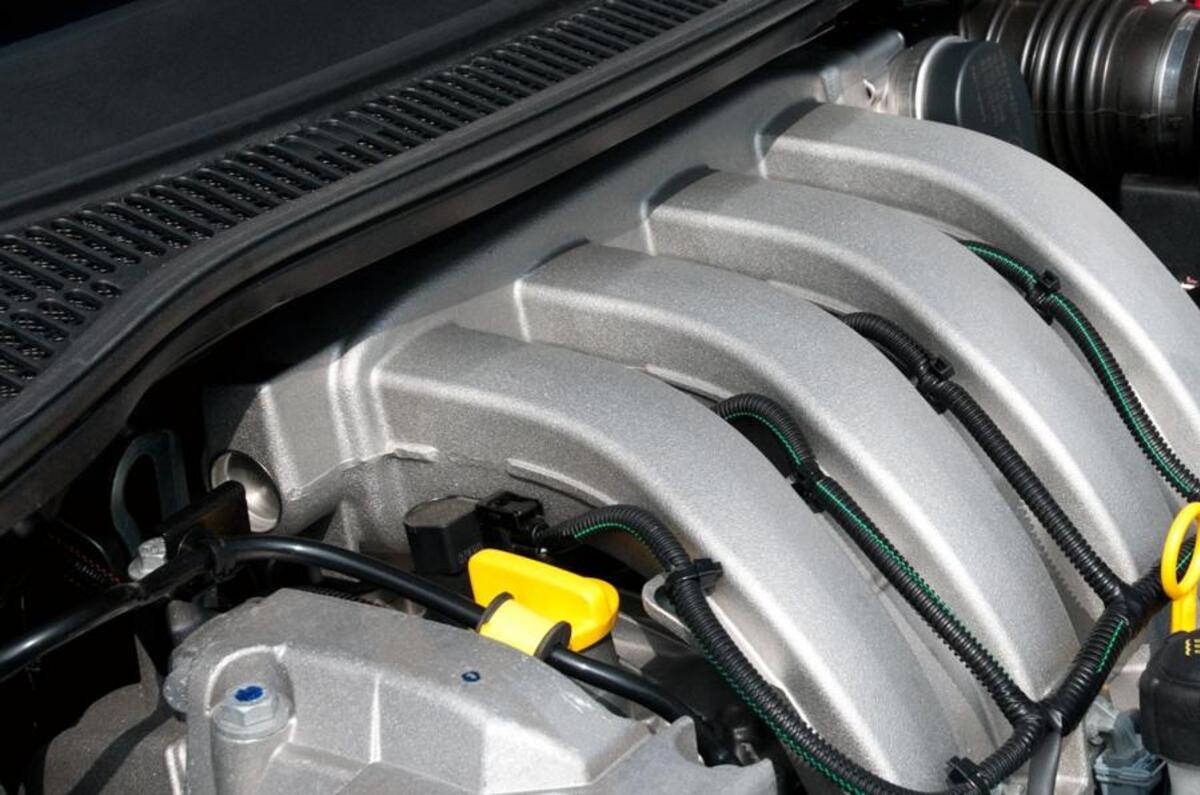 Renault Wind 2010-2012 Review (2022) | Autocar