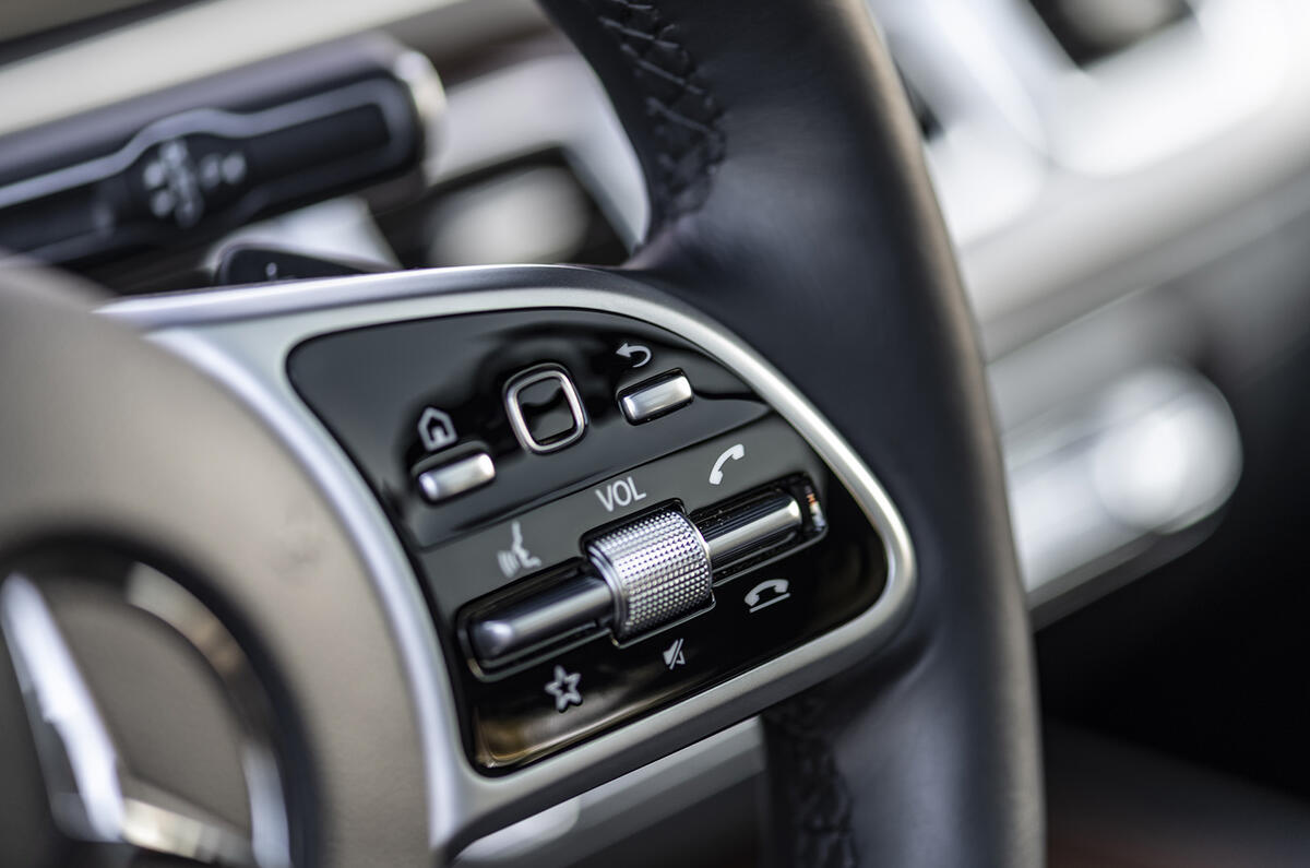 Mercedes-Benz GLE Review 2025, Price & Specs | Autocar