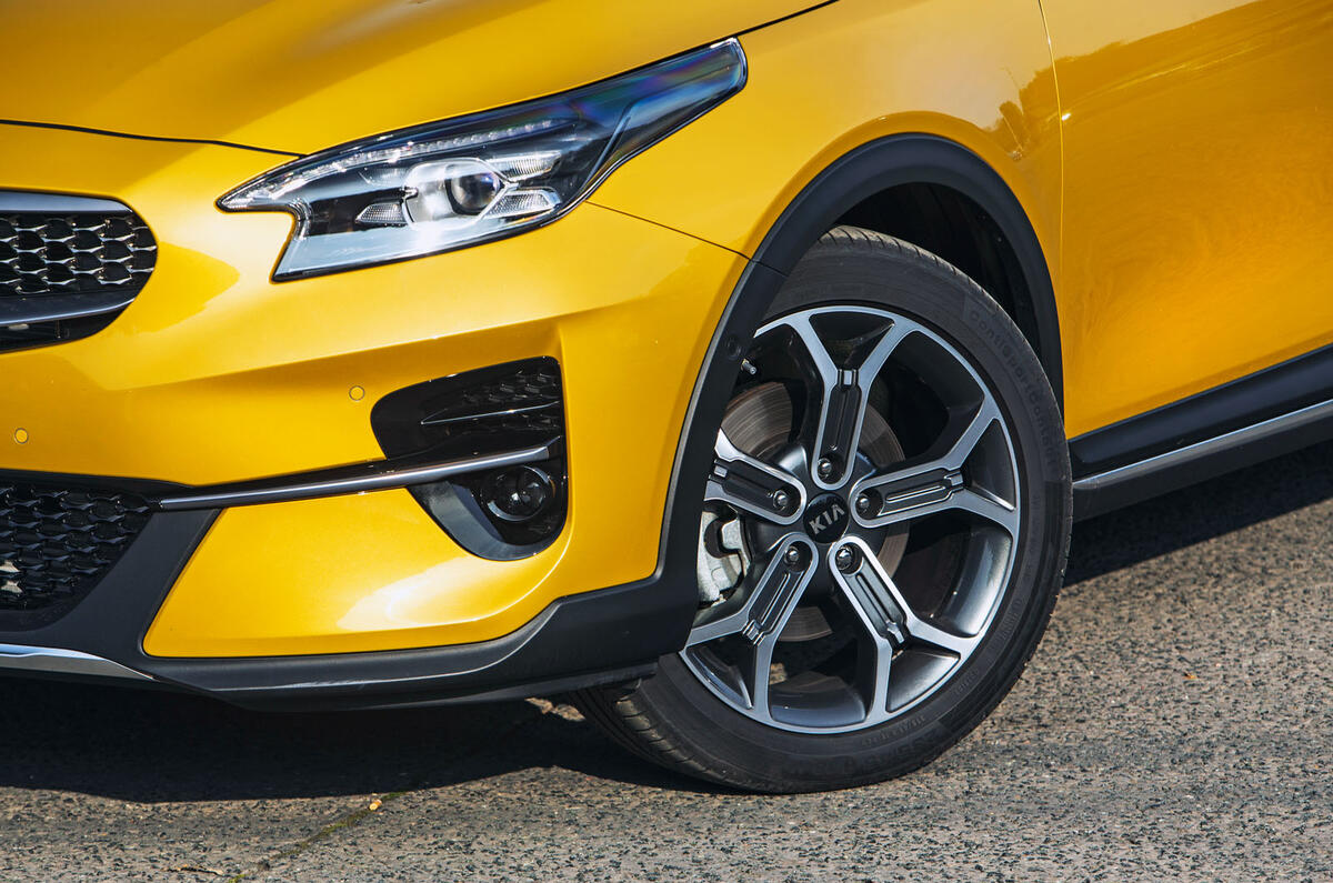 Kia Xceed Review 2024, Price & Specs | Autocar