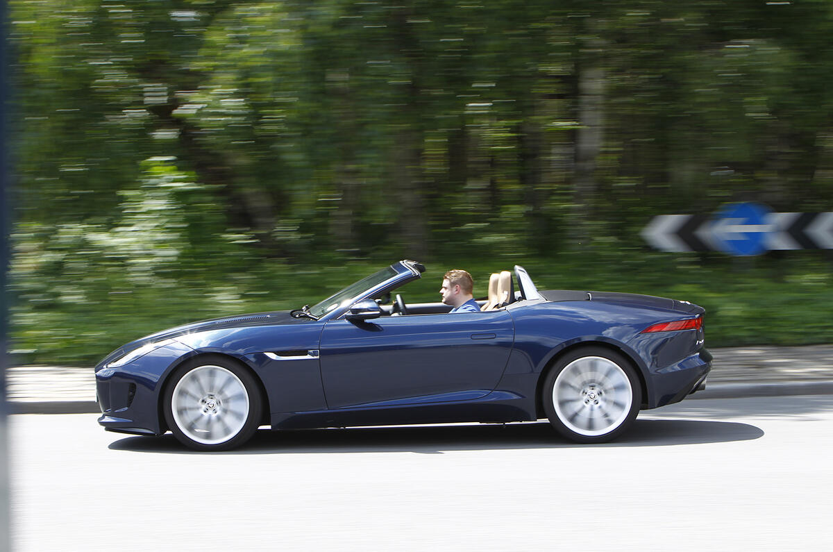 Convertible sports car showdown - Jaguar F-type versus Porsche 911 ...