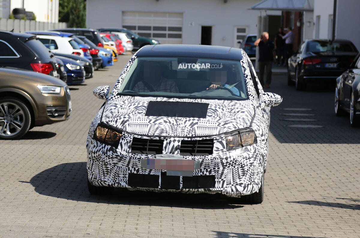 Volkswagen readies new Golf Plus | Autocar