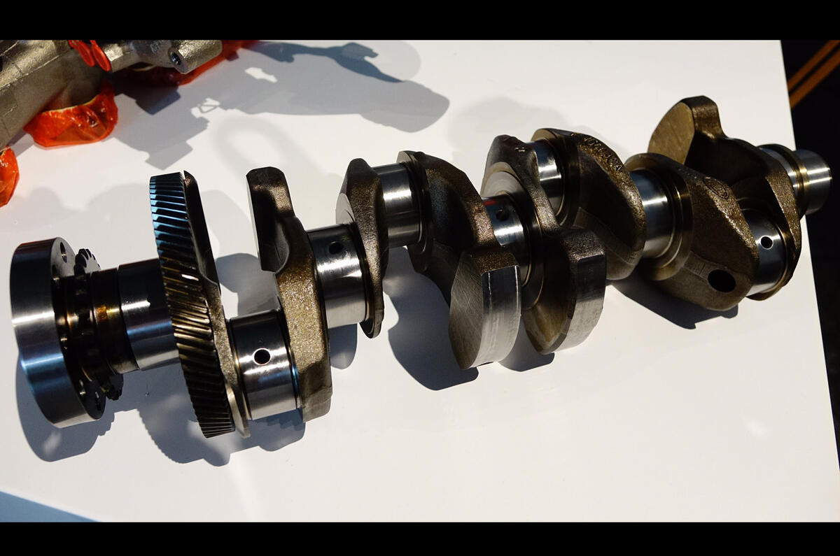 Jaguar Land Rover details efficient new Ingenium engine family | Autocar