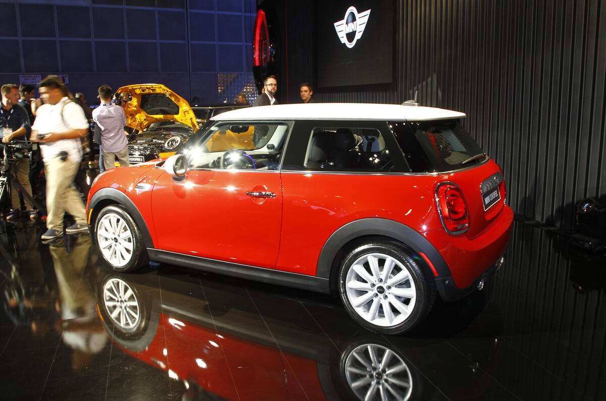 Final Mk2 Mini rolls off production line | Autocar