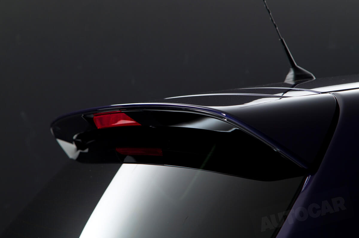 A closer look at the new Nissan Pulsar hatchback – exclusive studio ...