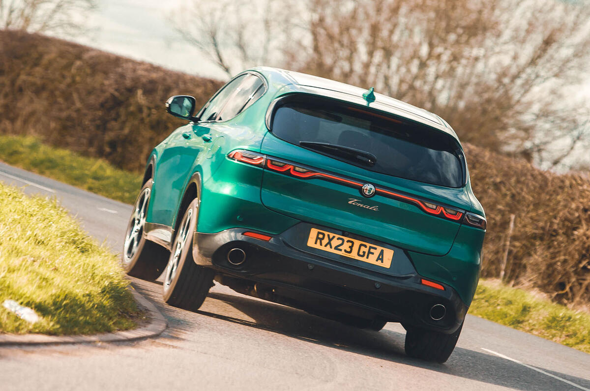 Alfa Romeo Tonale Review 2025, Price & Specs | Autocar