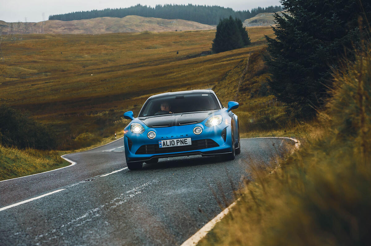 Alpine A110 R Review 2025, Price & Specs | Autocar