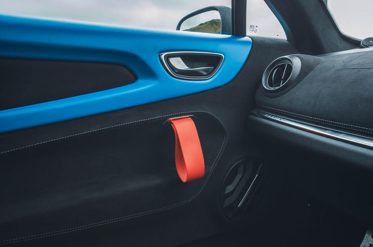 Alpine A110 R Review 2025, Price & Specs | Autocar