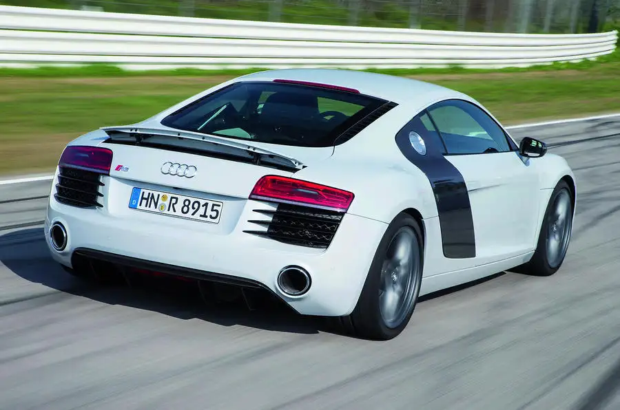 Audi R8 V8 S-tronic | Autocar