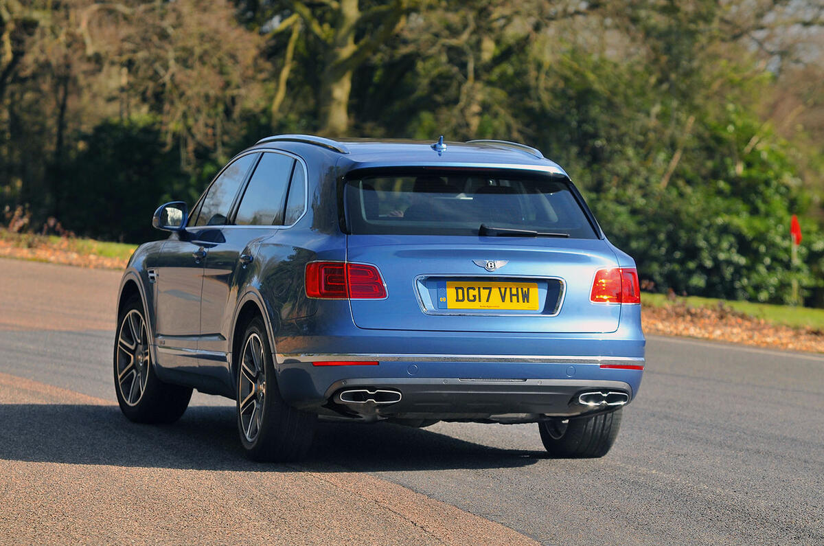 Bentley Bentayga Diesel 2016-2018 Review (2022) | Autocar