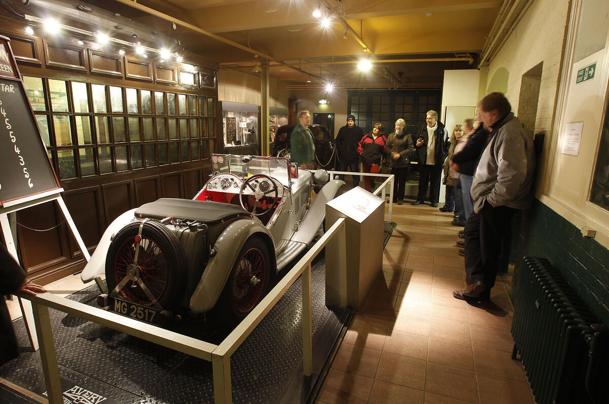 The history of the Brooklands motor racing circuit | Autocar