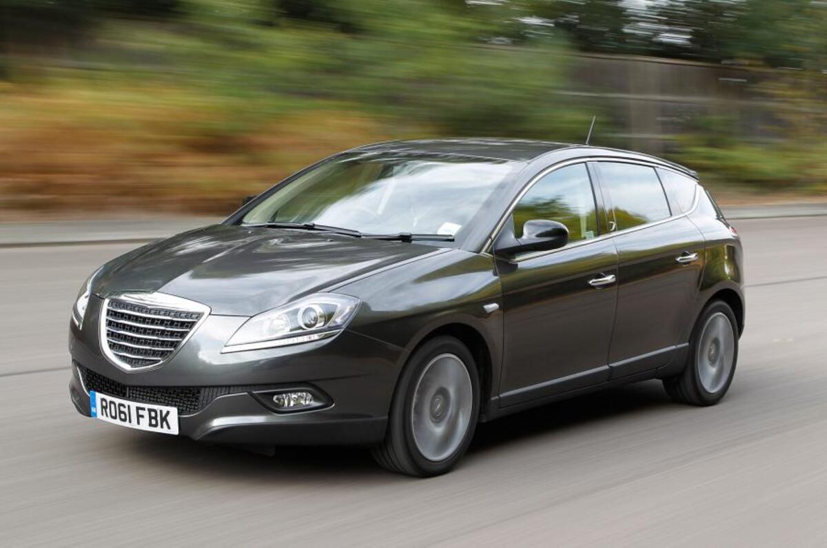 Chrysler Delta 2011-2013 Review (2022) | Autocar