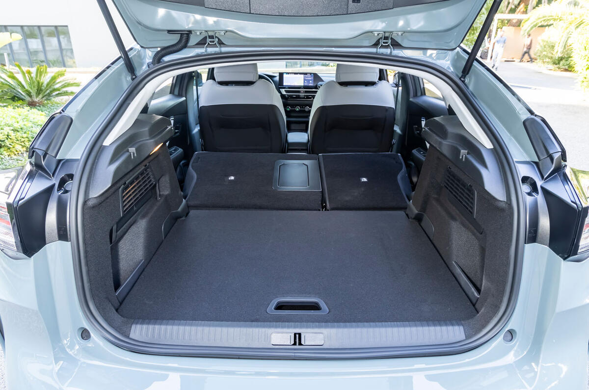 Citroen C4 Review 2025, Price & Specs | Autocar