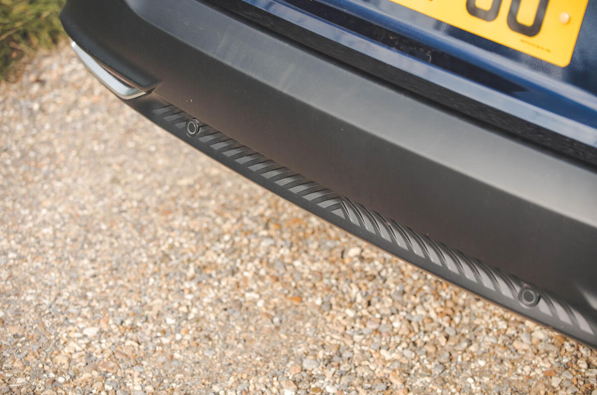 Citroen C5 X Review 2025, Price & Specs | Autocar