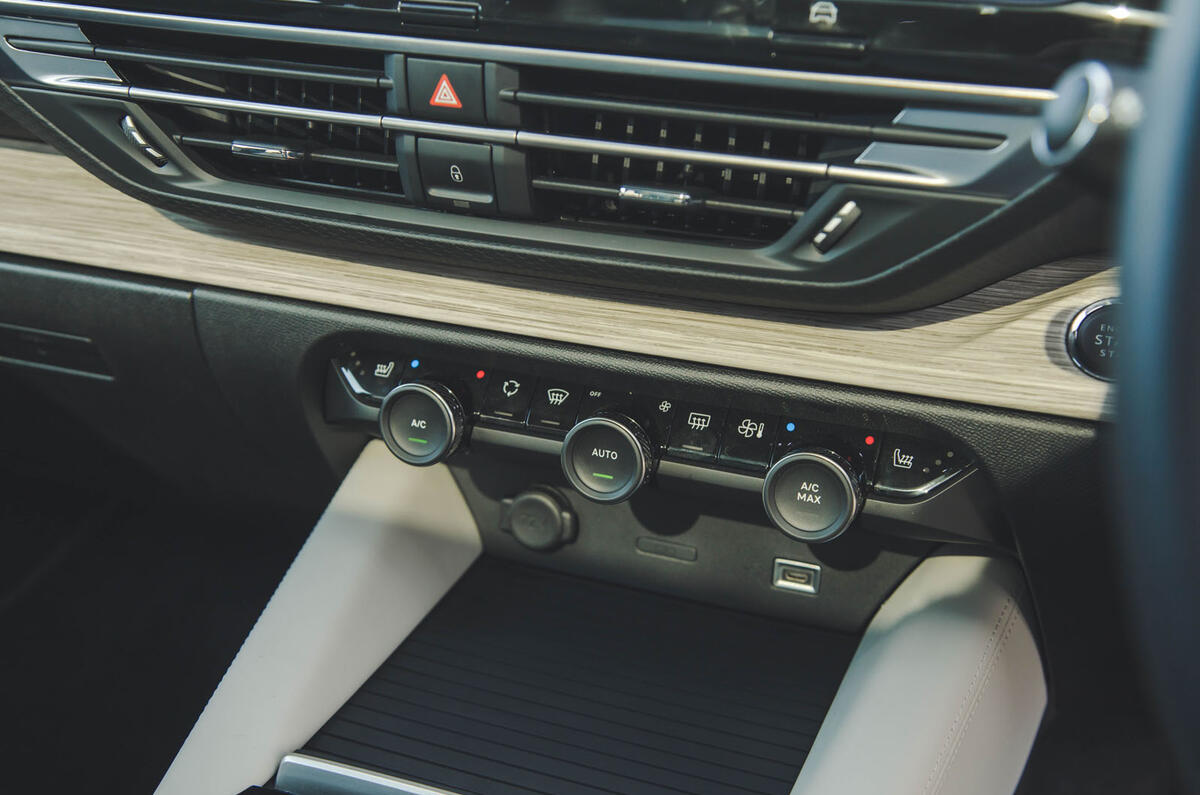 Citroen C5 X Review 2025, Price & Specs | Autocar