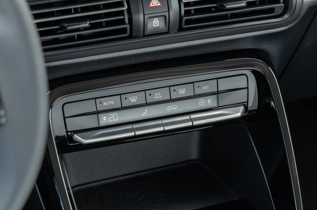 Citroen e-C3 Review 2025, Price & Specs | Autocar