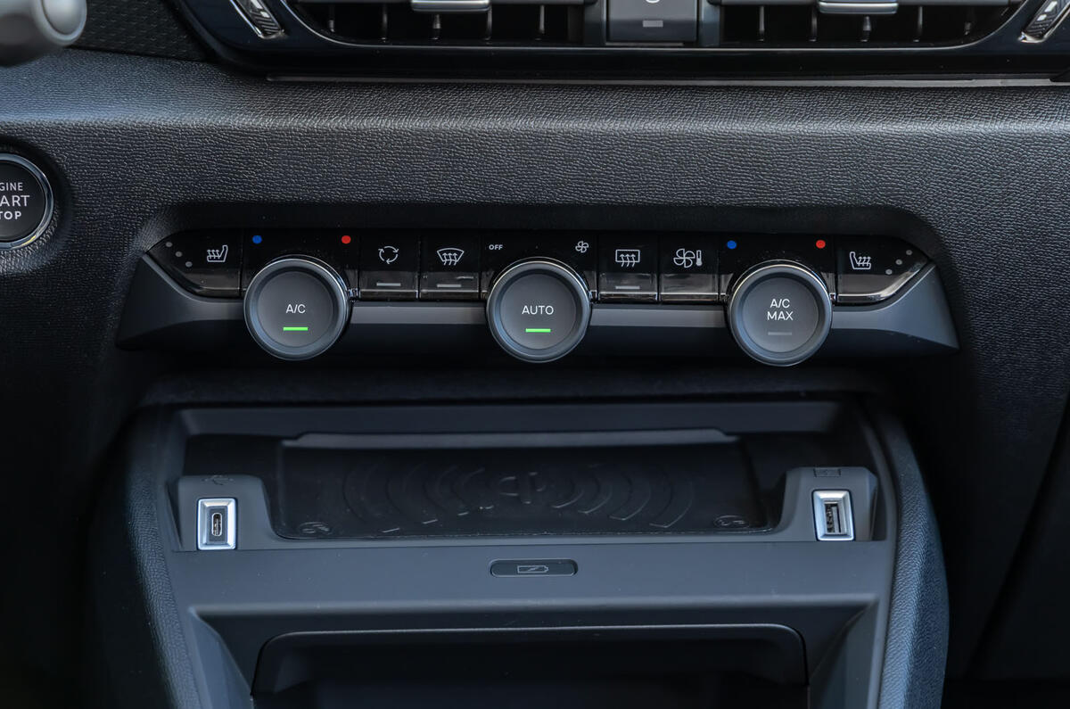 Citroen e-C4 Review 2025, Price & Specs | Autocar