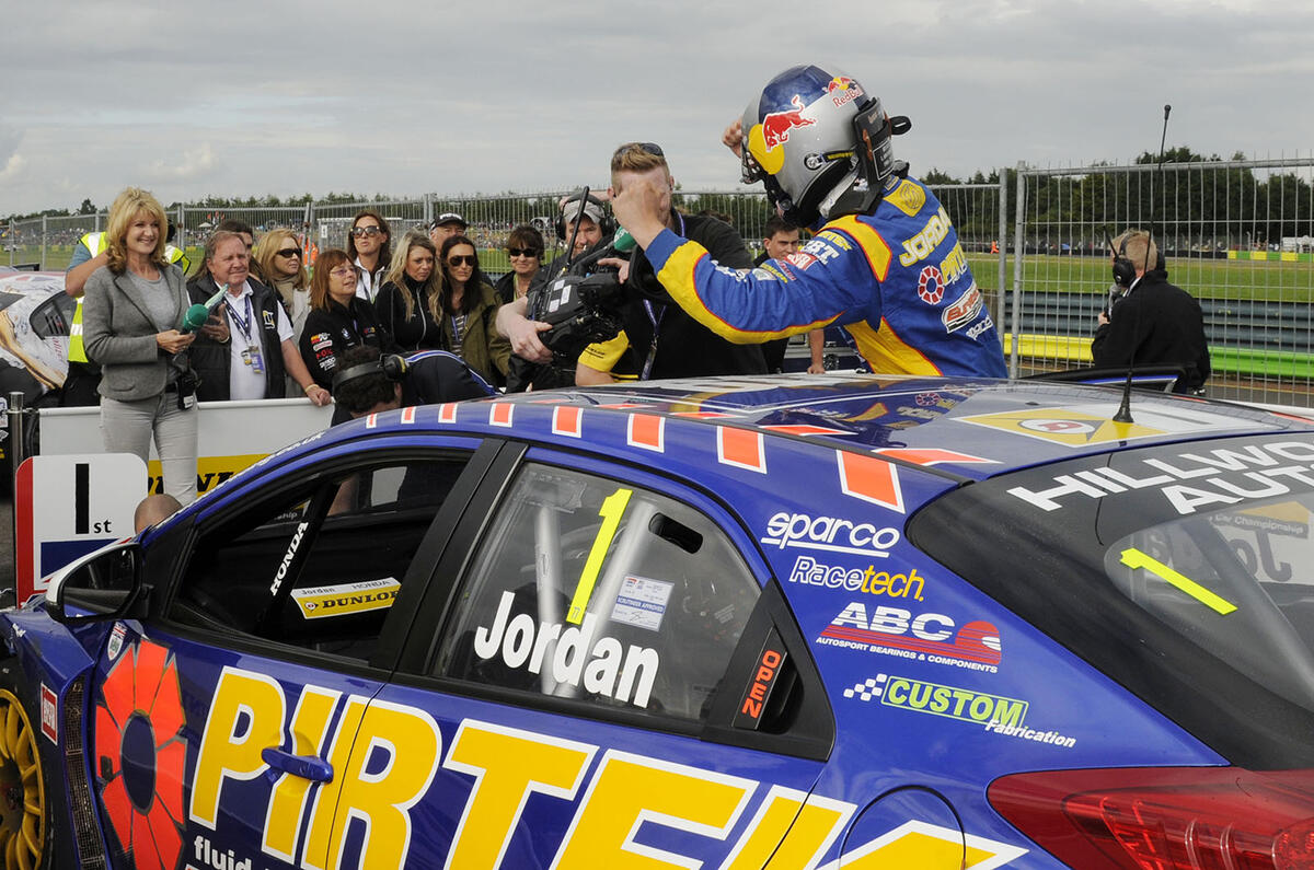 Turkington remains dominant following two race wins at Croft | Autocar