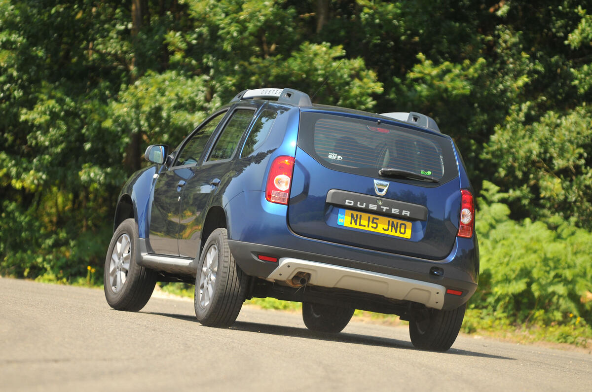 Dacia Duster 2009-2018 Review (2022) | Autocar