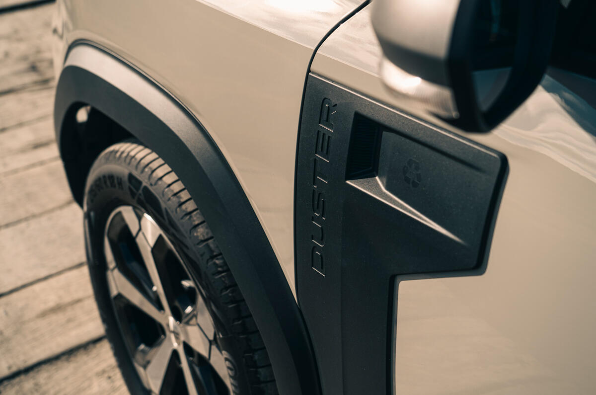 Dacia Duster Review 2025, Price & Specs | Autocar