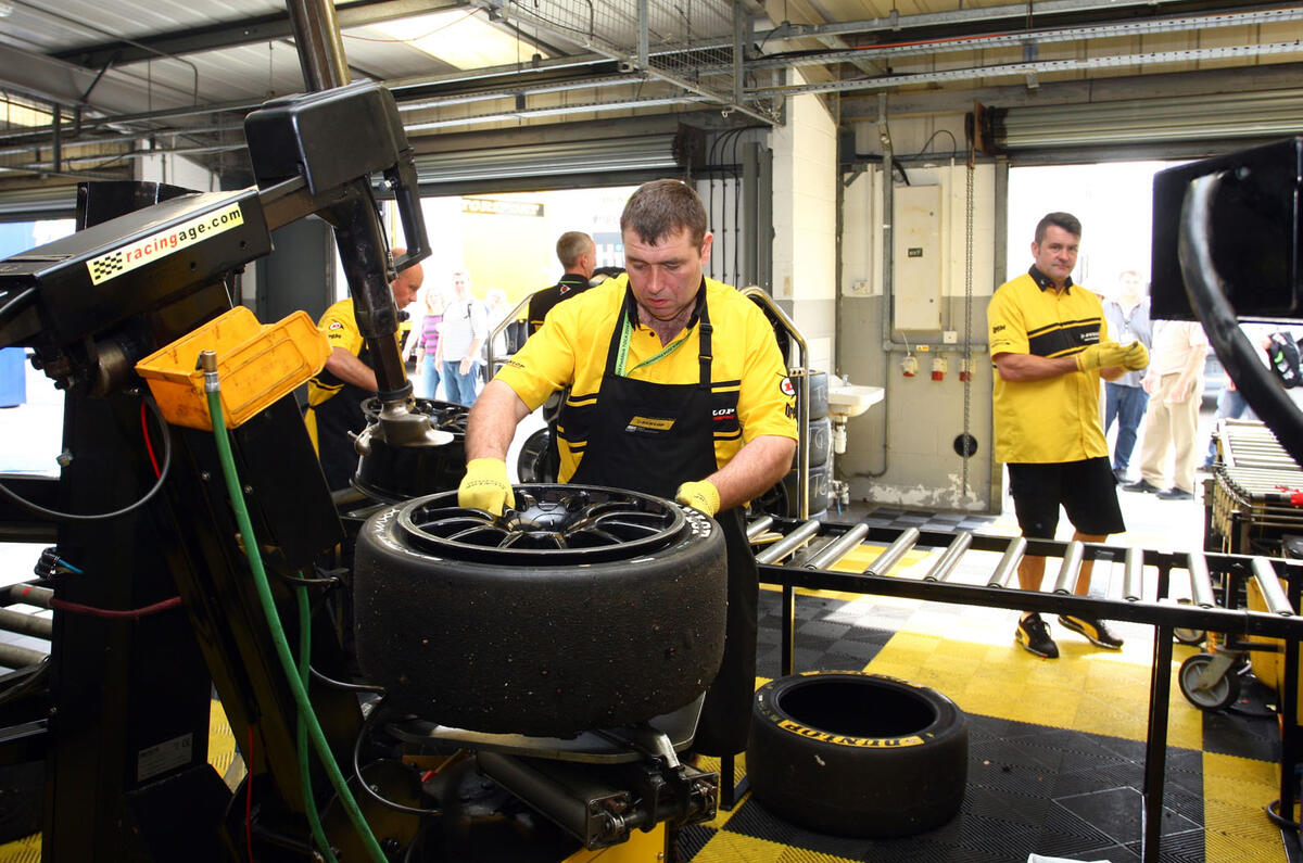 Driving the BTCC - how tyre technology is winning races | Autocar