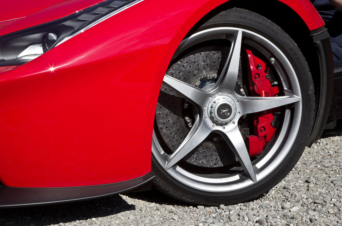 Ferrari LaFerrari 2013-2015 Review (2022) | Autocar