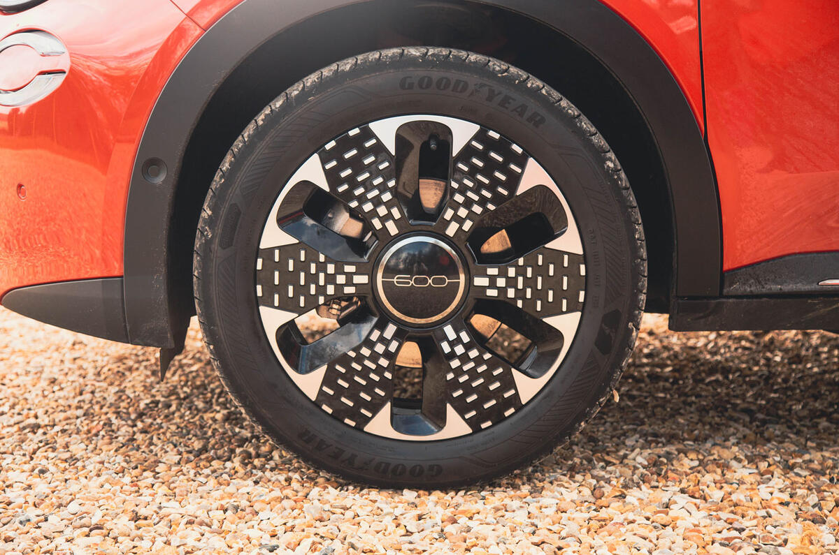 Fiat 600e Review 2025, Price & Specs | Autocar