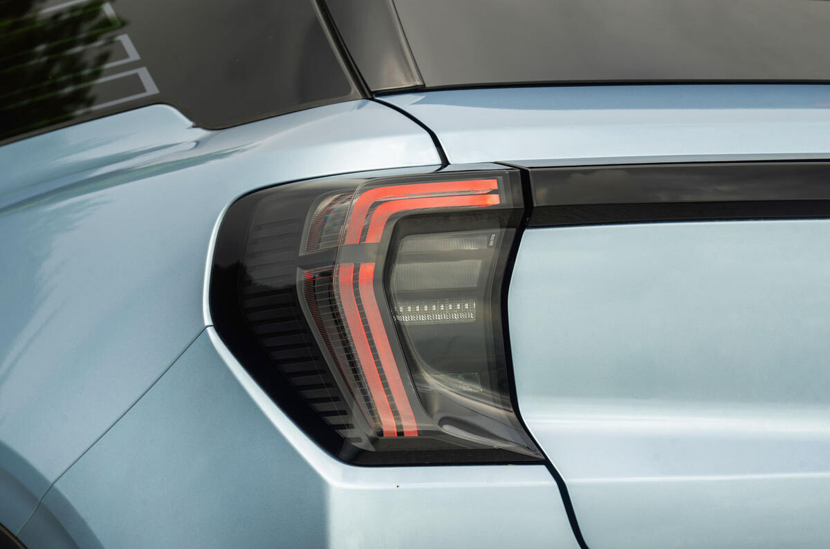 Ford Explorer Review 2024, Price & Specs | Autocar