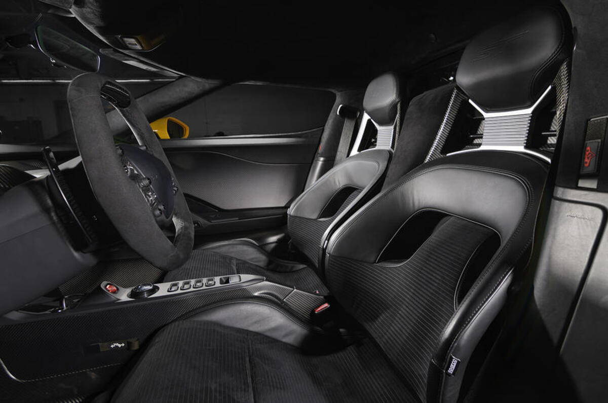 Ford GT Review (2022) | Autocar