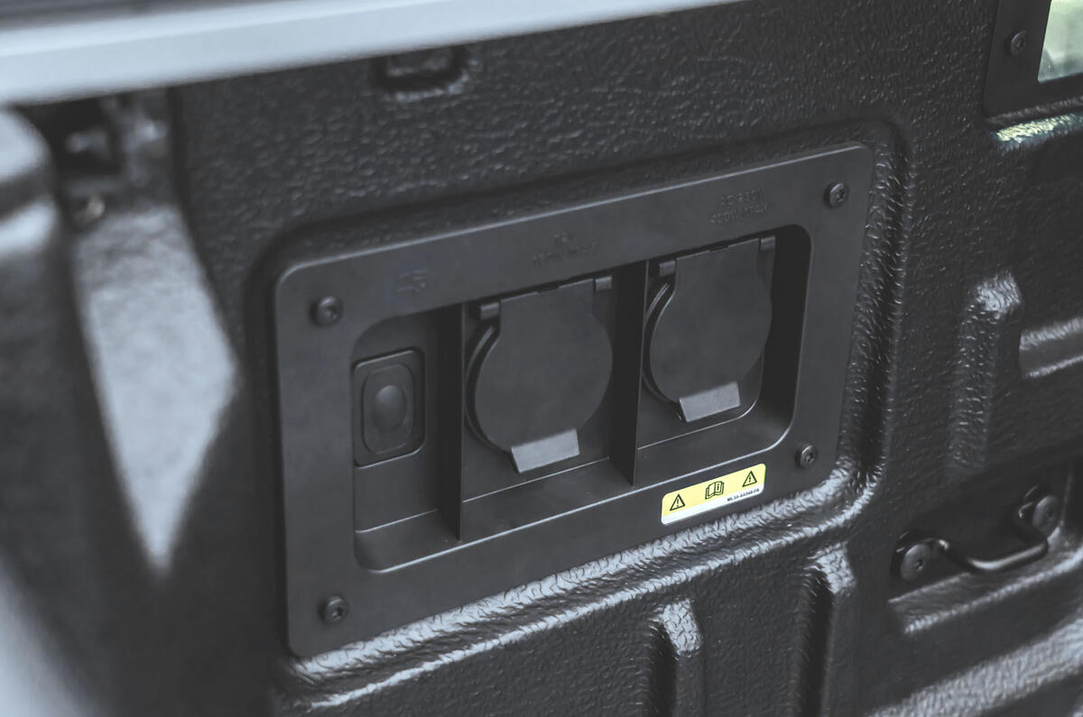 Ford Ranger Raptor Review 2025, Price & Specs | Autocar