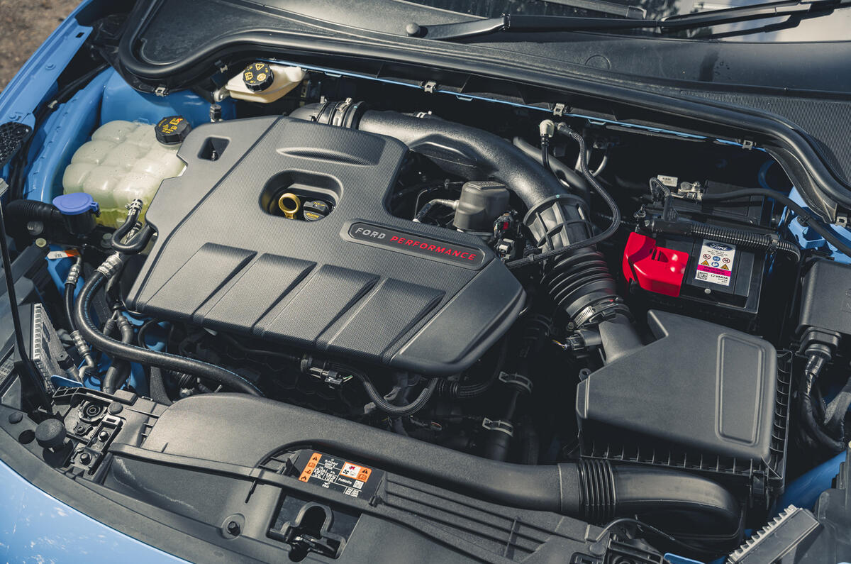 Ford Focus ST Review 2025, Price & Specs | Autocar