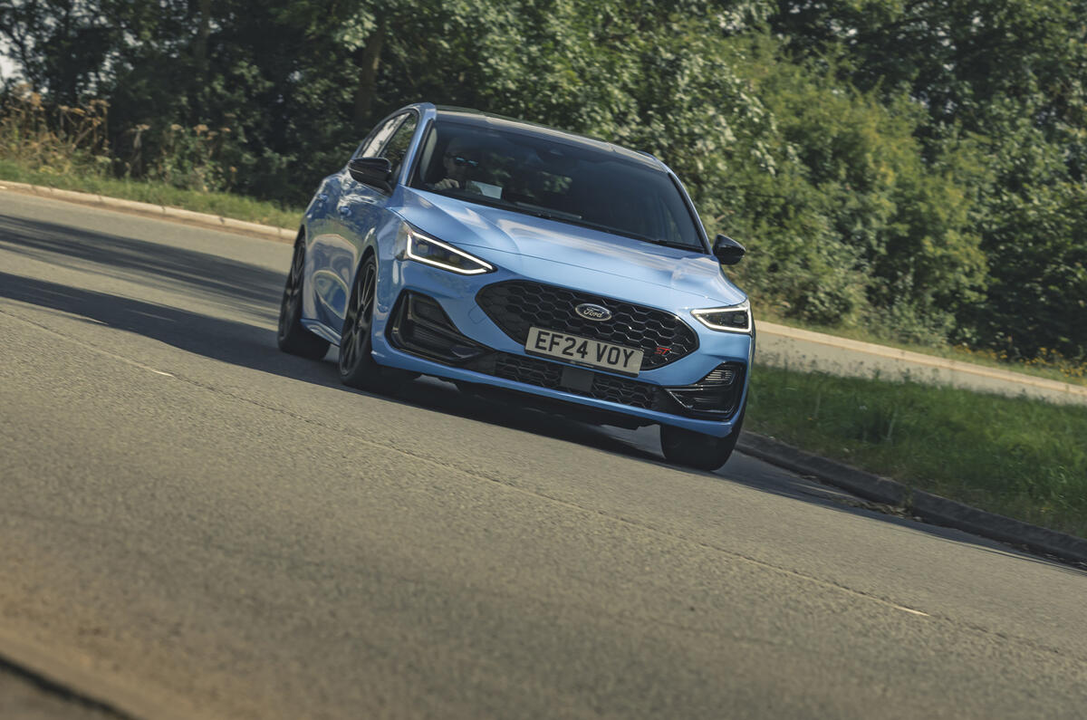 Ford Focus ST Review 2025, Price & Specs | Autocar