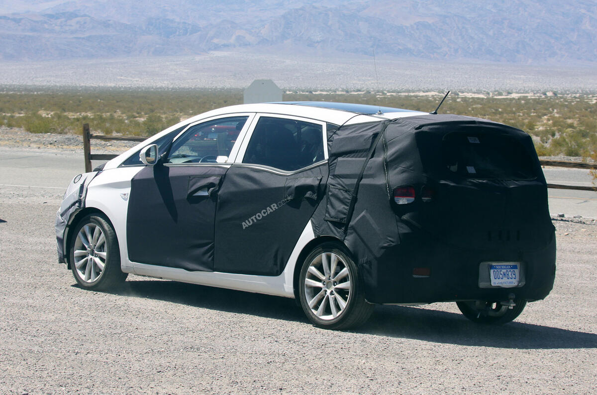 New Hyundai MPV set for Paris | Autocar