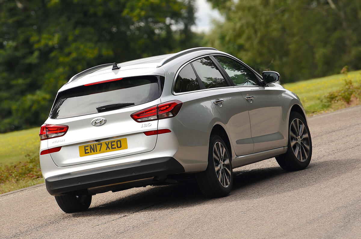 Hyundai i30 Review 2025, Price & Specs | Autocar