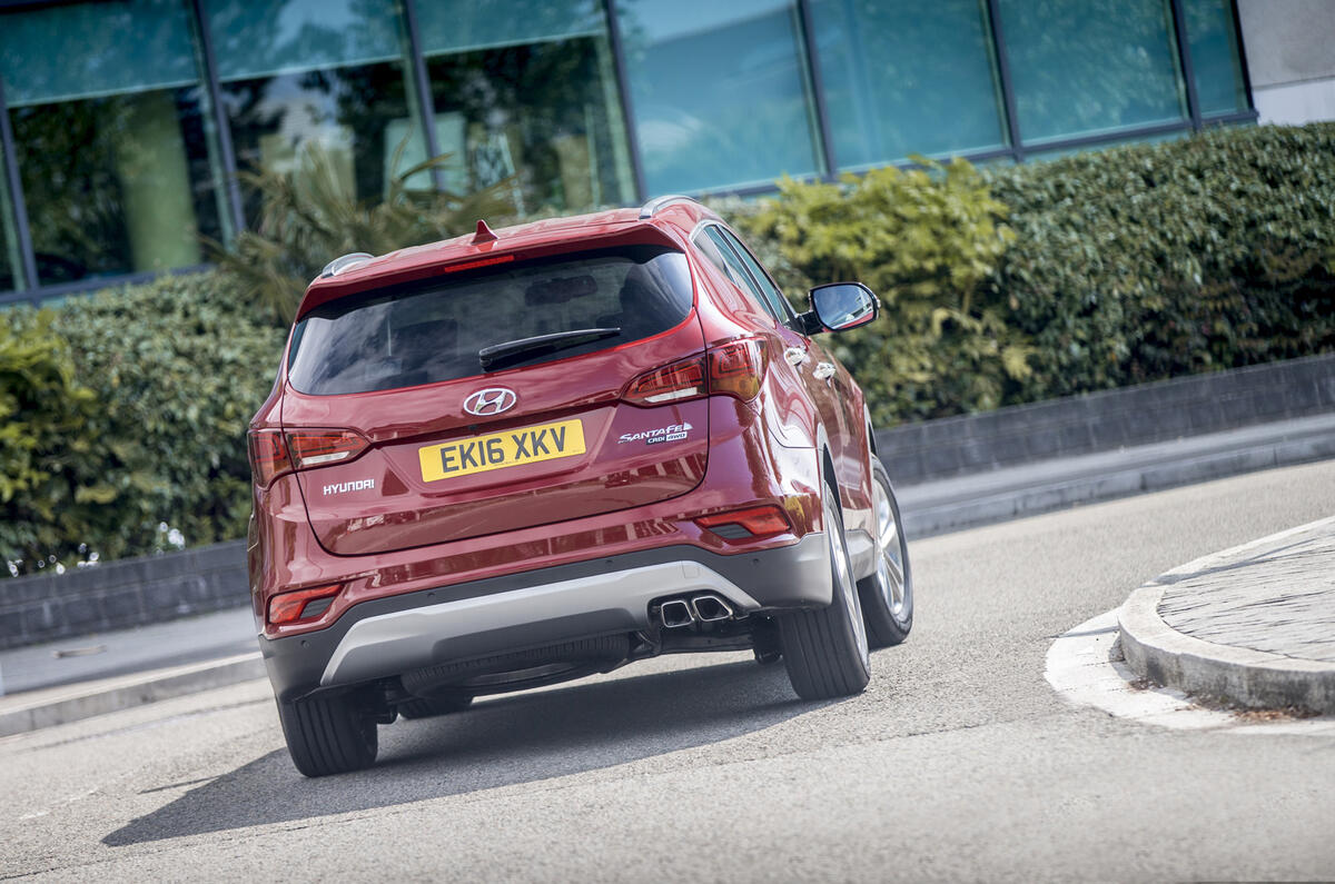 Hyundai Santa Fe 2013-2018 Review (2022) | Autocar