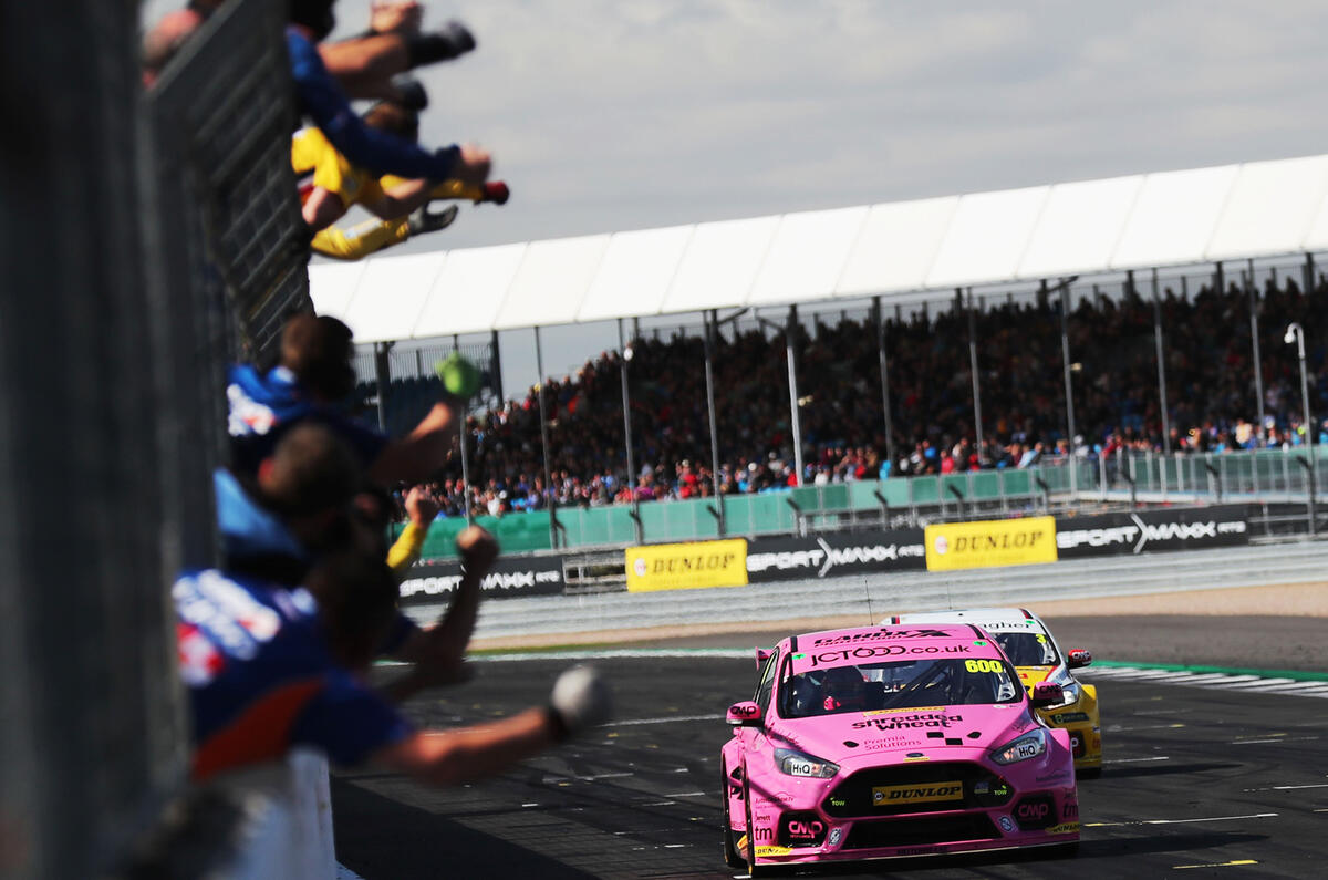 BTCC 2018: Ingram's storming Silverstone win boosts title bid | Autocar