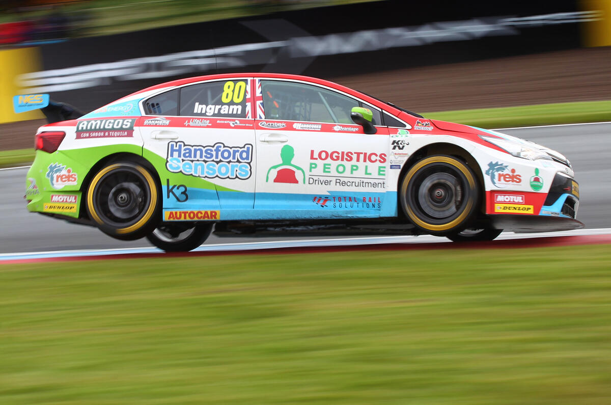 BTCC 2017: Subaru pair Plato and Sutton dominate at Knockhill | Autocar