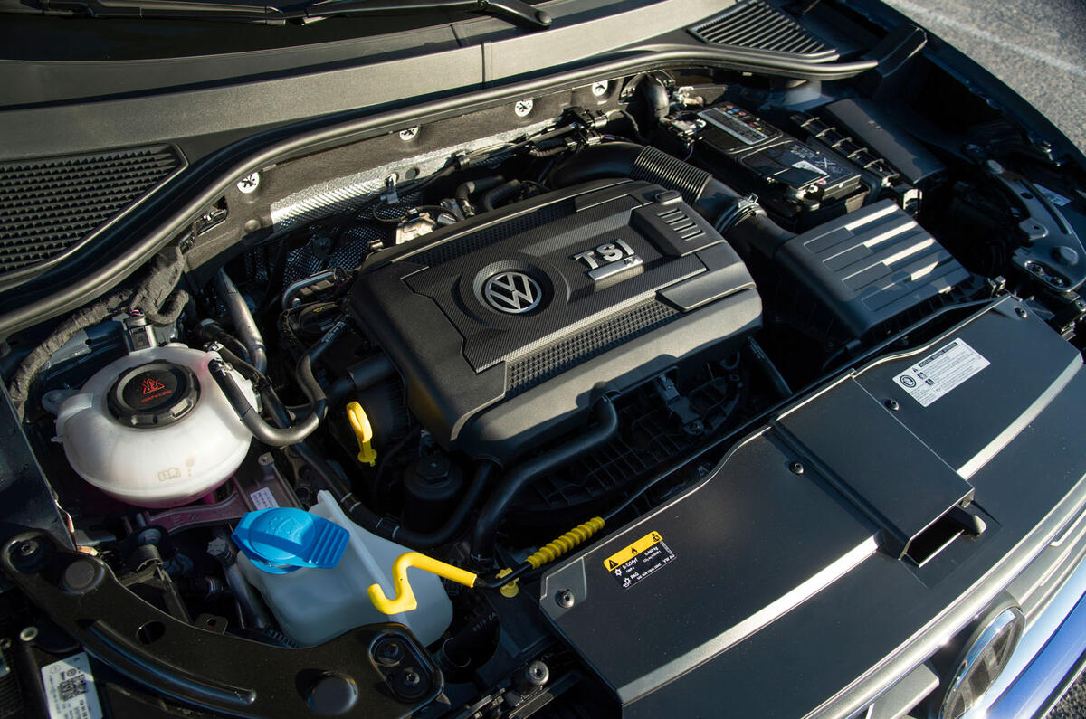 Volkswagen T-Roc R 2019 review | Autocar