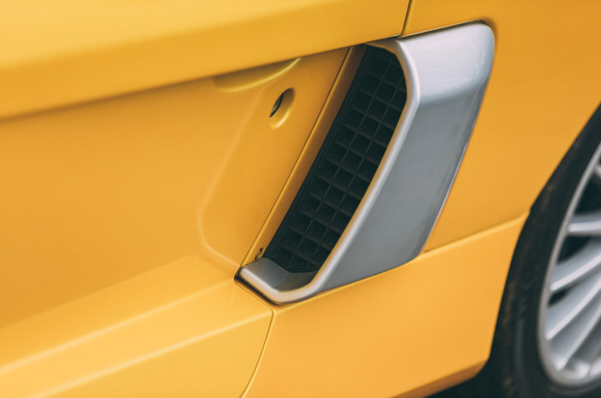 Middle management: Revisiting the Renault Clio V6 | Autocar