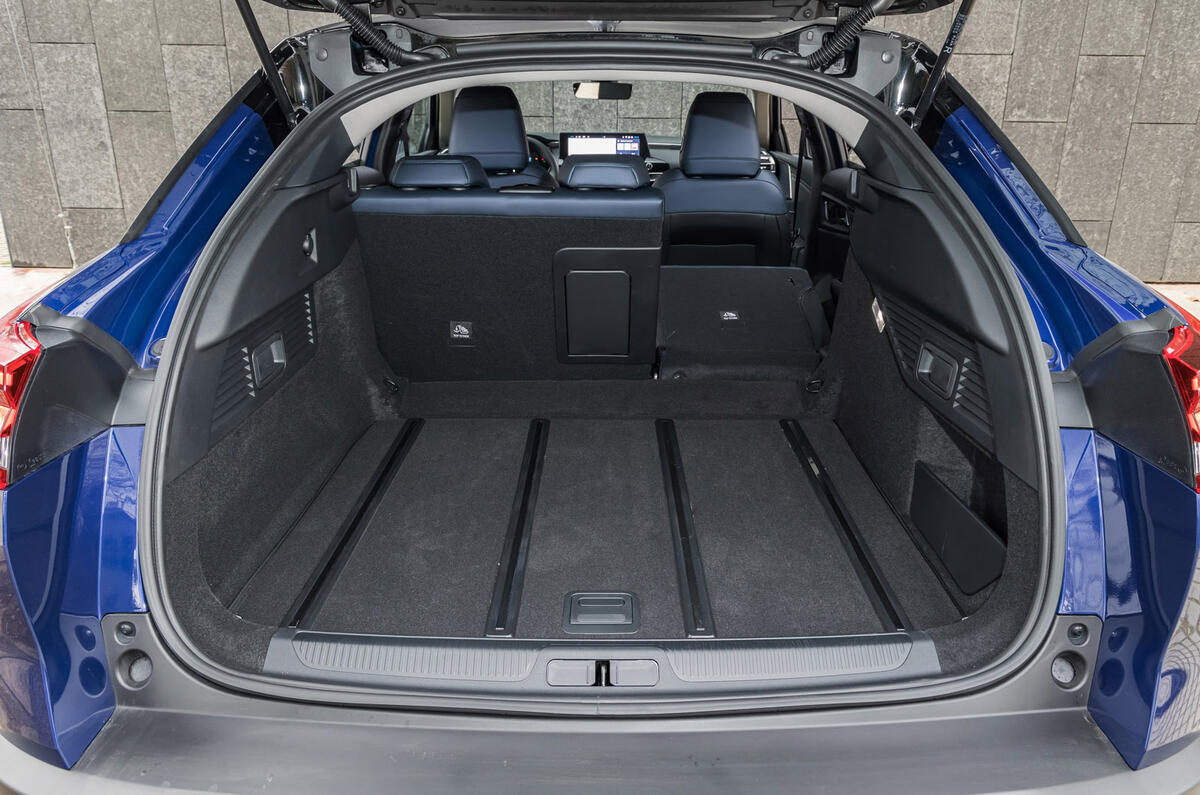 Citroen C5 X PureTech 130 first drive | Autocar